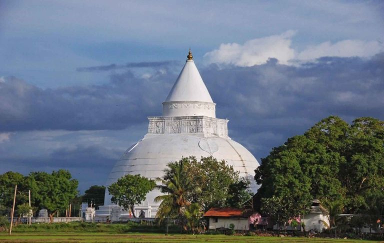 Top attractions in Kataragama – Sri Lanka Tour Packages & Trips 2024/2025